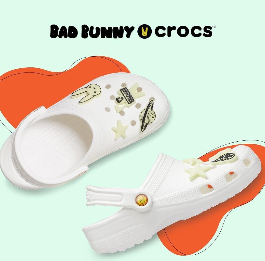 Bad Bunny colabora junto a la marca Crocs y lanza dos diseños ...